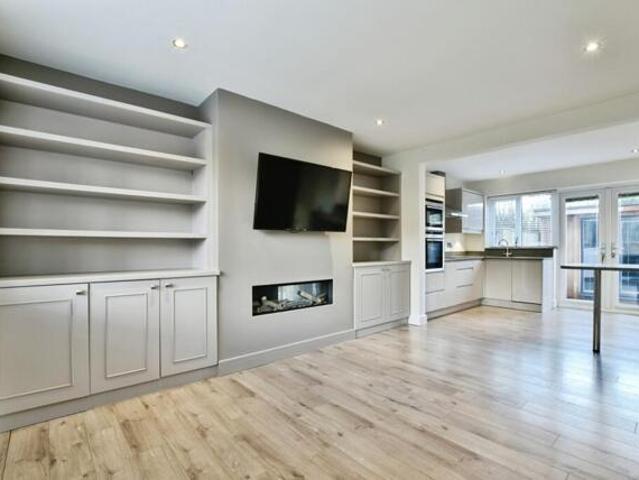 For Sale 3 Bedroom House Alderley Edge Cheshire East DLS98477065