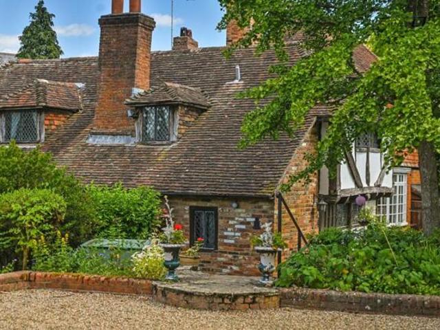 For Sale 3 Bedroom House Ashford Kent DLS100615070