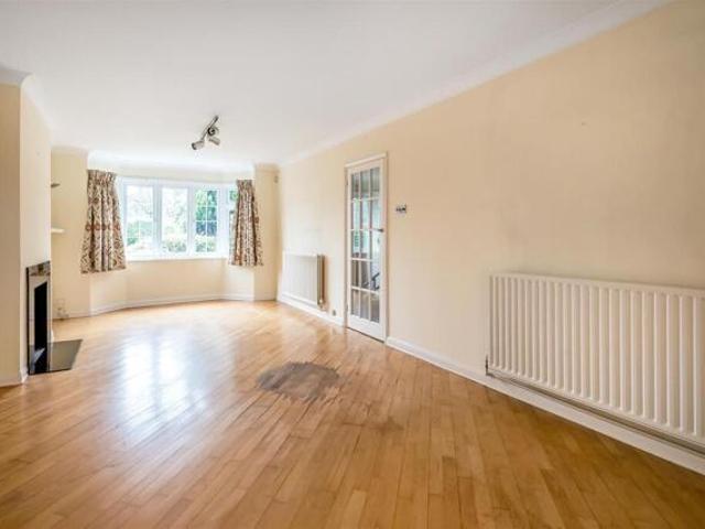 For Sale 3 Bedroom House Ashtead Surrey DLS99773854