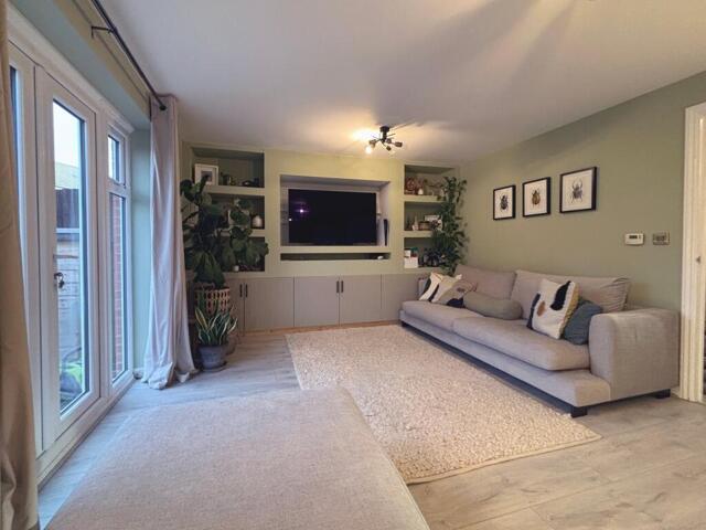 For Sale 3 Bedroom House Bourne Lincolnshire DLS100786671