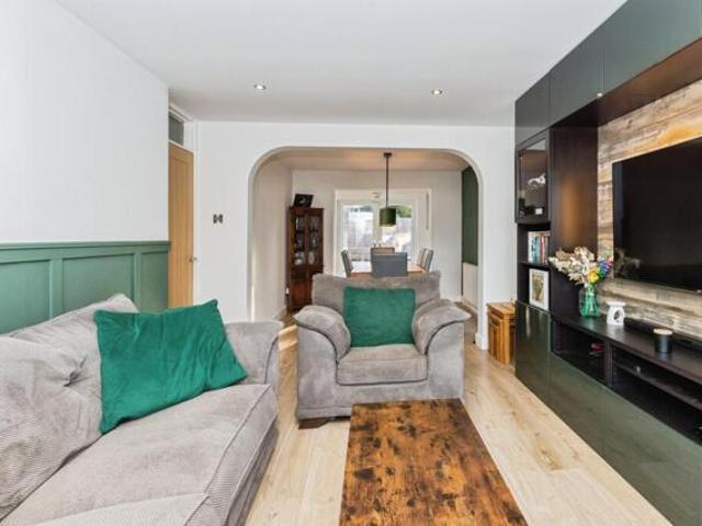 For Sale 3 Bedroom House Barnsley Barnsley DLS98687861