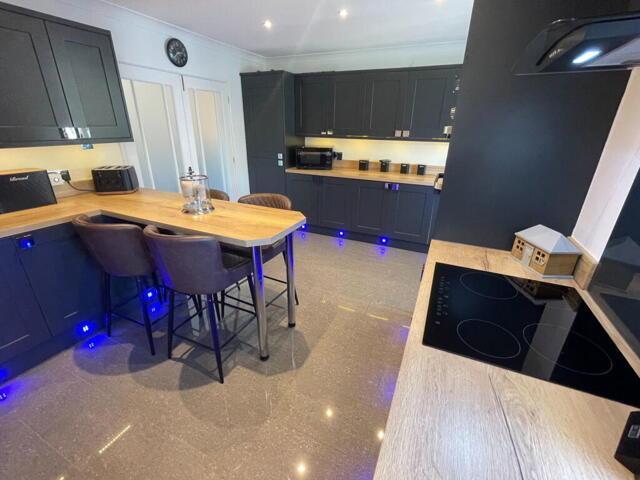 For Sale 3 Bedroom House Barnsley Barnsley DS101199818