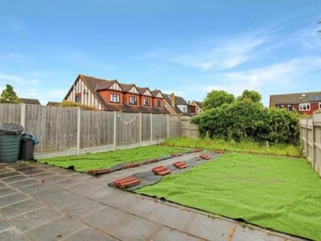 For Sale 3 Bedroom House Basildon Essex DS98154215
