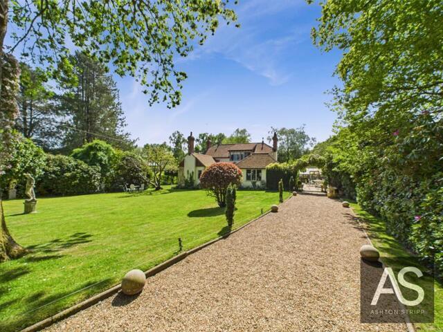 For Sale 3 Bedroom House Bexhill East Sussex DLS99436893