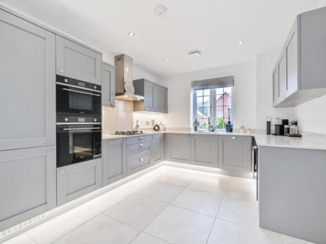 For Sale 3 Bedroom House Beaconsfield Buckinghamshire DLS101892283
