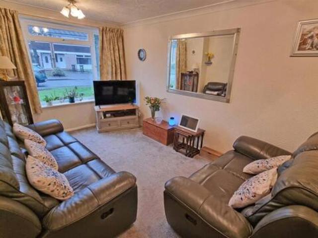 For Sale 3 Bedroom House Bentley Heath Bentley Heath DS101168575