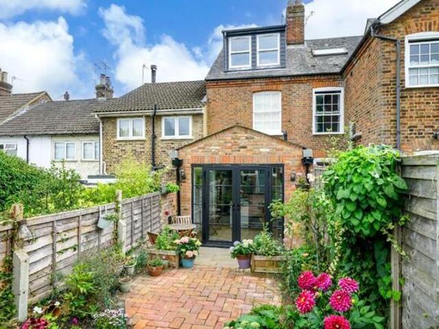 For Sale 3 Bedroom House Berkhamsted Hertfordshire DS99236979