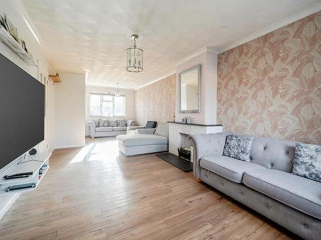 For Sale 3 Bedroom House Berkshire Reading DS101060206