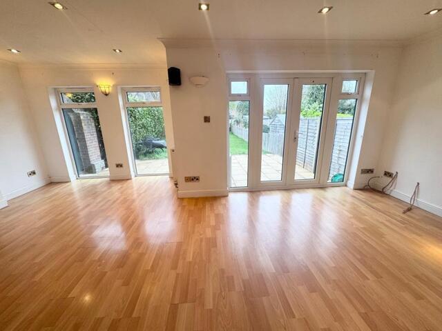 For Sale 3 Bedroom House Berkshire West Berkshire DS100881523
