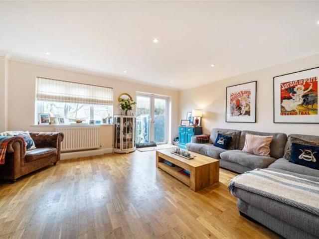For Sale 3 Bedroom House Biggin Hill Great London DS99523626