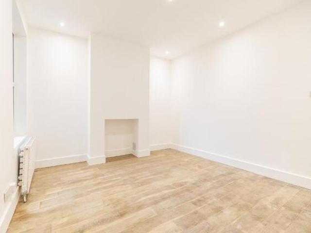 For Sale 3 Bedroom House Birmingham Sandwell DLS101060147