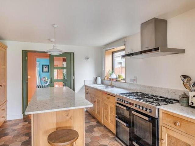 For Sale 3 Bedroom House Bruton Somerset DS101316394