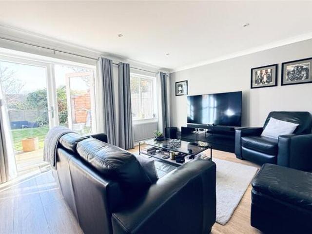 For Sale 3 Bedroom House Bracknell Bracknell Forest DLS100096823