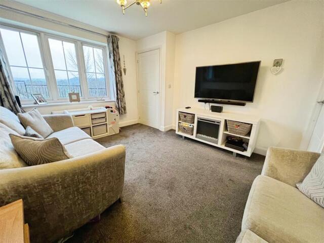 For Sale 3 Bedroom House Bradford Bradford DLS99290396