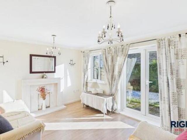 For Sale 3 Bedroom House Bradford Bradford DS100426544