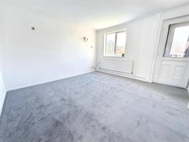 For Sale 3 Bedroom House Bradwell Bradwell DS100540886