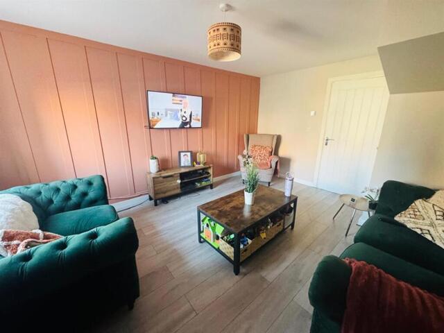 For Sale 3 Bedroom House Bramble Rise Bramble Rise DLS98612591