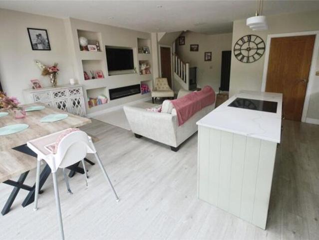For Sale 3 Bedroom House Brentwood Essex DLS99237156