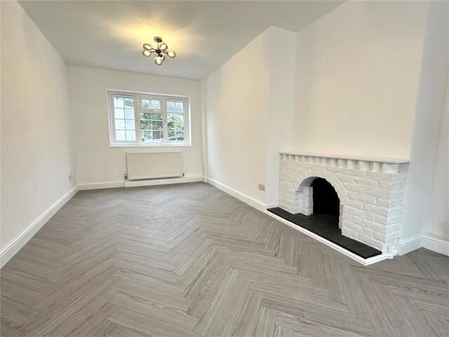 For Sale 3 Bedroom House Brentwood Essex DS99986596