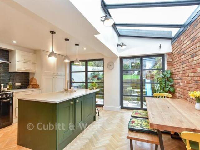 For Sale 3 Bedroom House Brighton East Sussex DLS99926361