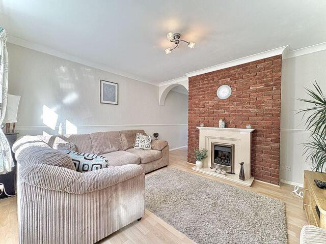 For Sale 3 Bedroom House Brierley Hill Dudley DS99054755