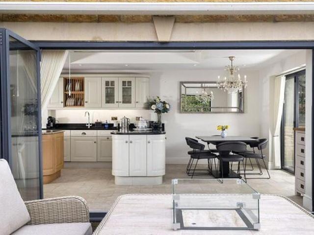 For Sale 3 Bedroom House Broadway Worcestershire DLS100502945