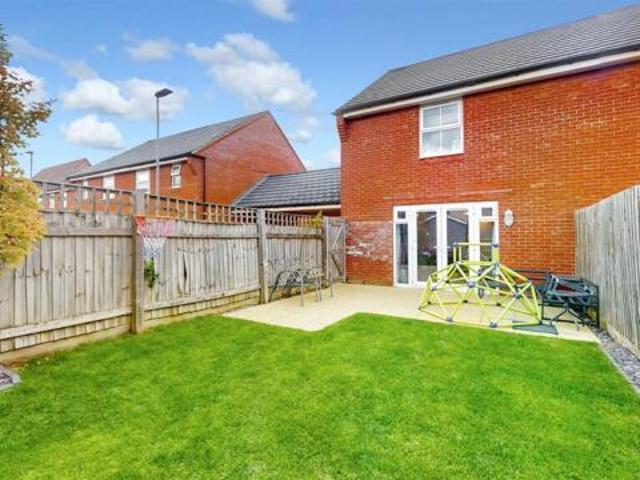 For Sale 3 Bedroom House Brooklands Brooklands DS98834658