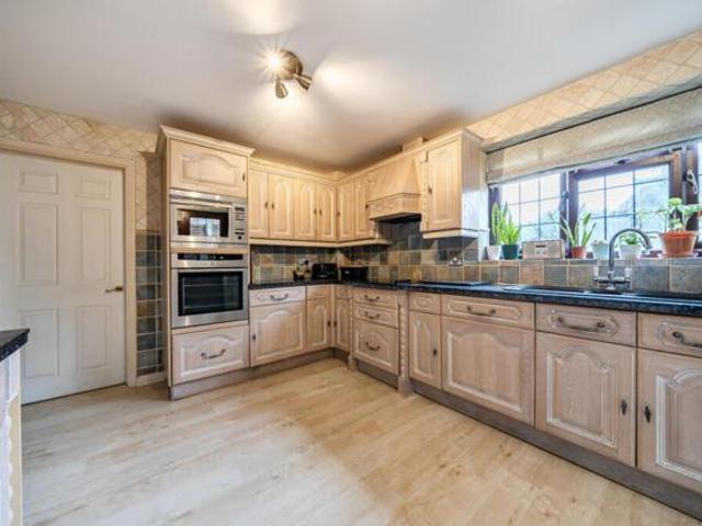 For Sale 3 Bedroom House Bromley Greater London DLS101892423