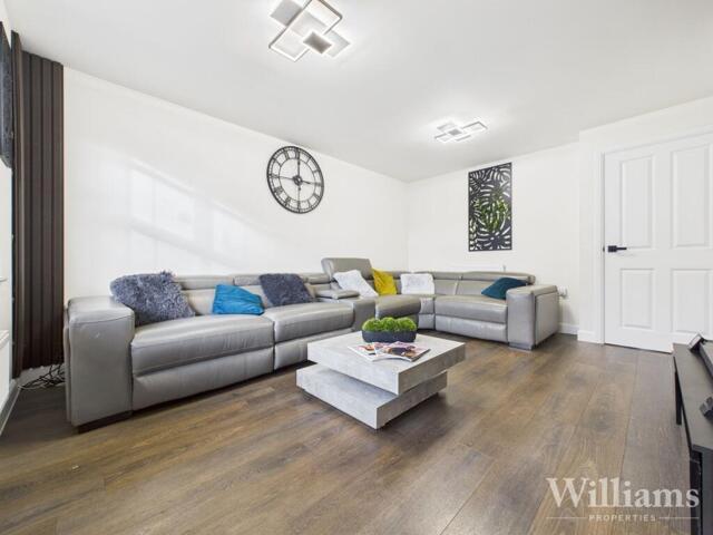 For Sale 3 Bedroom House Broughton Buckinghamshire DLS100158569
