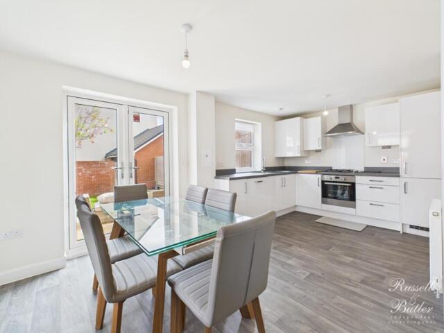 For Sale 3 Bedroom House Buckingham Buckinghamshire DLS100456363