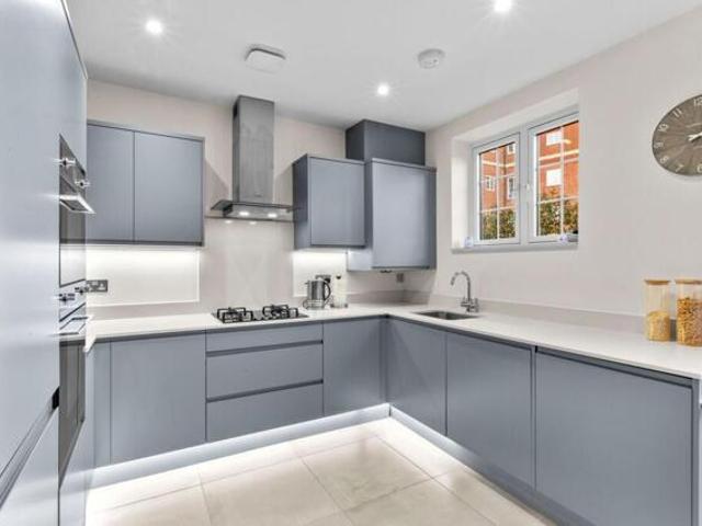 For Sale 3 Bedroom House Buckinghamshire Buckinghamshire DLS98968829