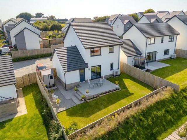 For Sale 3 Bedroom House Buckland Brewer Buckland Brewer DLS99315335