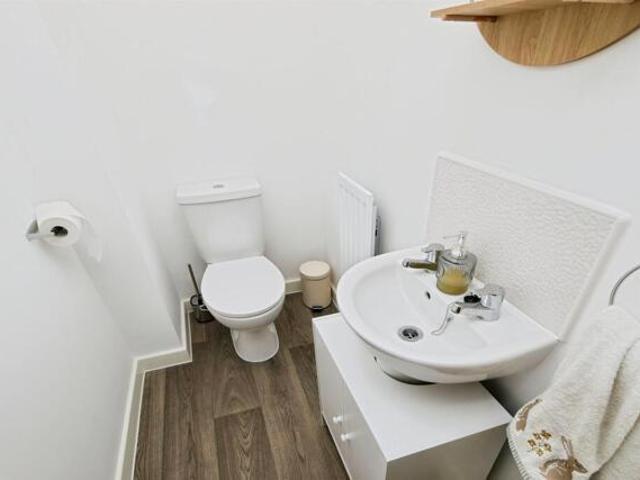 For Sale 3 Bedroom House Burton On Trent Staffordshire DS101351962