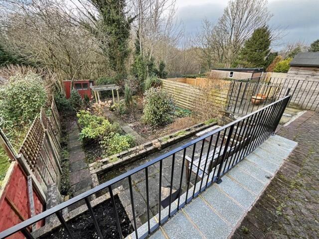 For Sale 3 Bedroom House Bury Bury DS100503097