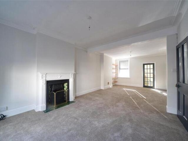 For Sale 3 Bedroom House Bury St. Edmunds Suffolk DLS100787081