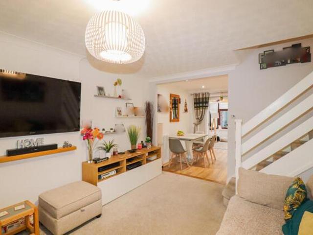 For Sale 3 Bedroom House Bury St. Edmunds Suffolk DLS101168606