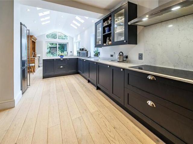 For Sale 3 Bedroom House Bury St. Edmunds Suffolk DLS98477081