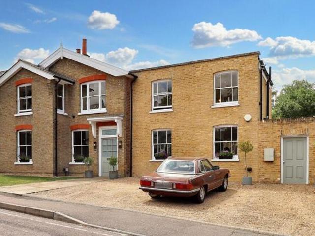 For Sale 3 Bedroom House Bushey Hertfordshire DS99290606