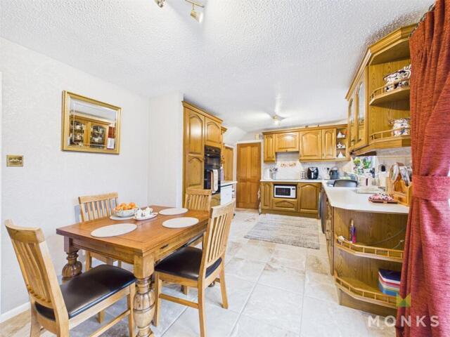 For Sale 3 Bedroom House Gobowen Gobowen DLS101119419