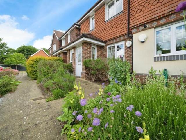 For Sale 3 Bedroom House Godalming Surrey DLS101678705