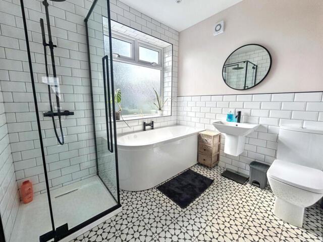 For Sale 3 Bedroom House Gateshead Gateshead DLS101955519