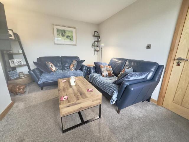 For Sale 3 Bedroom House Garforth West Yorkshire DS98545724