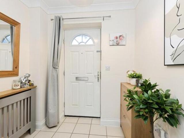 For Sale 3 Bedroom House Gloucester Gloucestershire DLS100825012