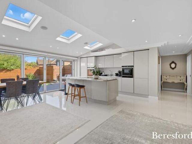 For Sale 3 Bedroom House Greater London Greater London DS99344719