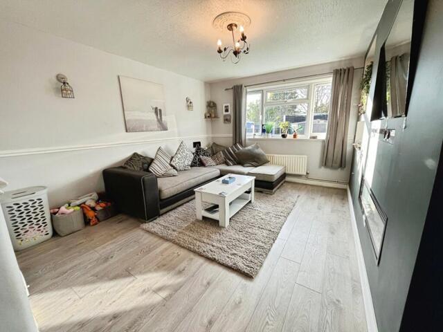 For Sale 3 Bedroom House Greater Manchester Greater Manchester DS99895312