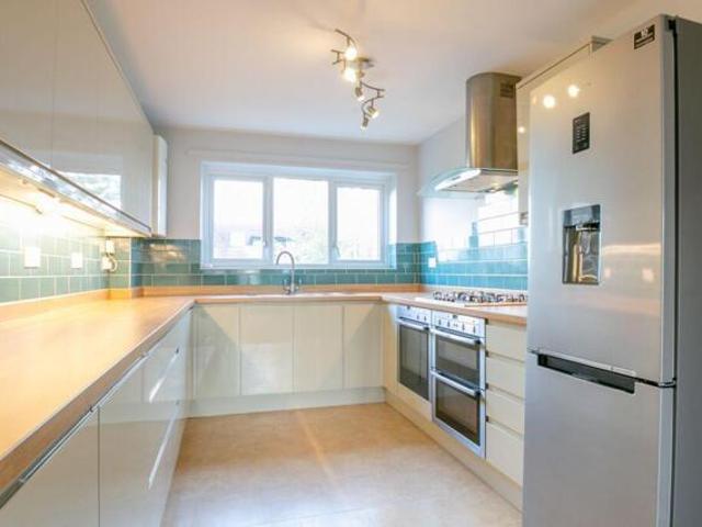 For Sale 3 Bedroom House Guildford Surrey DLS98903470