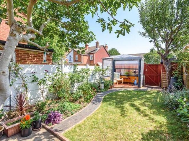 For Sale 3 Bedroom House Guildford Surrey DS101168573