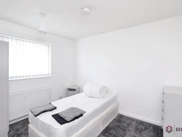 For Sale 3 Bedroom House Doncaster Doncaster DS99808813
