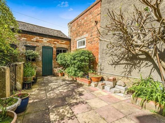 For Sale 3 Bedroom House Devizes Wiltshire DLS101675686