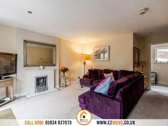 For Sale 3 Bedroom House Dewsbury Kirklees DS100615091